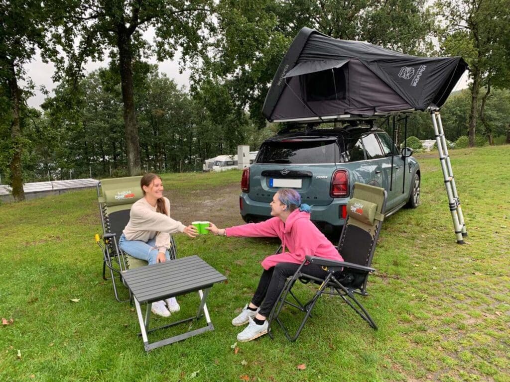 Dachzelt Erfahrungen: Vorteile und Erlebnisse von Campern